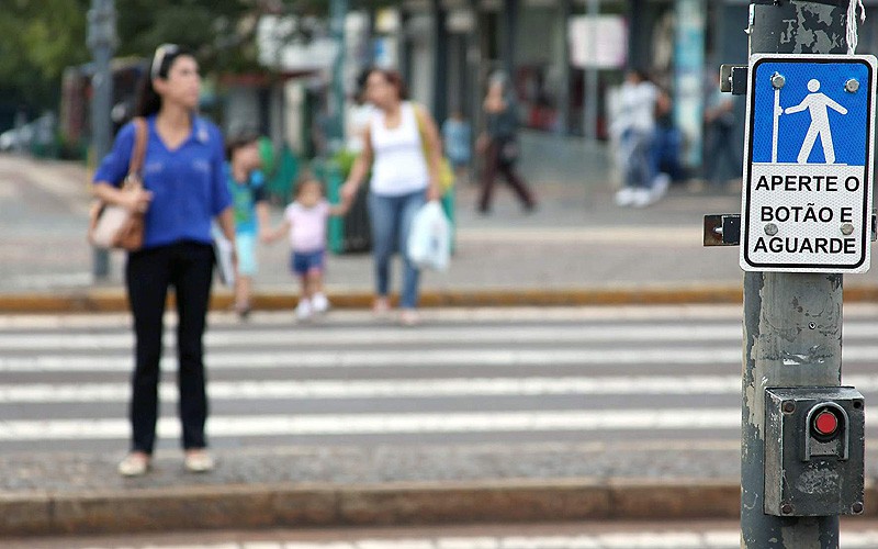 Trânsito seguro: saiba como ser um pedestre consciente | BoaVontade.com Trânsito seguro: saiba como ser um pedestre consciente | BoaVontade.com