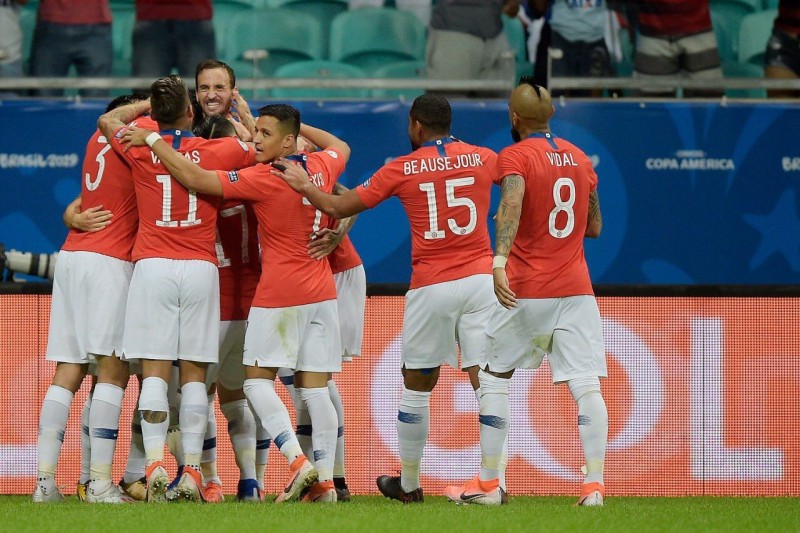 Chile vence e se garante na próxima fase da Copa América